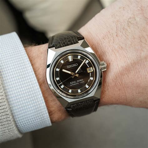 First Look The King Seiko Vanac Sla093 And Sla095 Now On Leather Straps