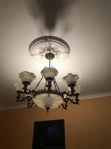 იყიდება ჭაღი თითქმის ახალი მეორადი და ახალი ნივთების ყიდვა გაყიდვის პლატფორმა Mymarket