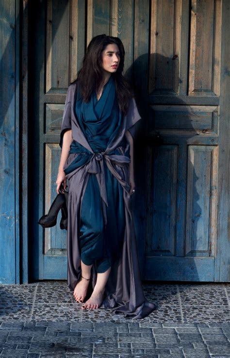 Pakistani Hot Celebrity Mahira Khan Pakistani Actress And Super Model