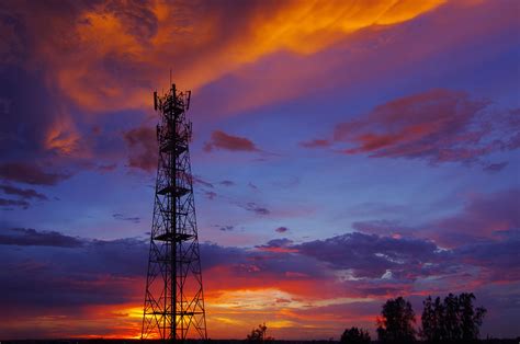 Cellular Out Of Band Things To Consider Uplogix Beyond Out Of Band