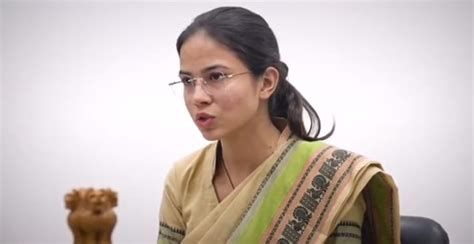 Beating Stress And Setbacks Divyanshi Raced To Her Upsc Goal And