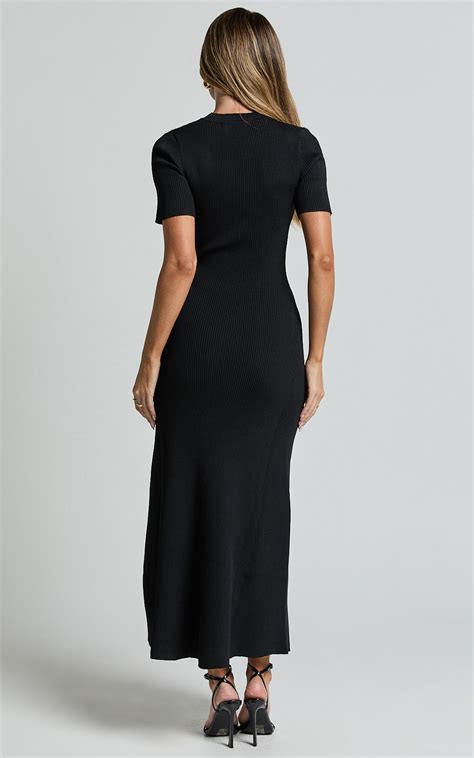 Lanie Midi Dress Knitted Crew Neck Short Sleeve Dress In Black Showpo Eu