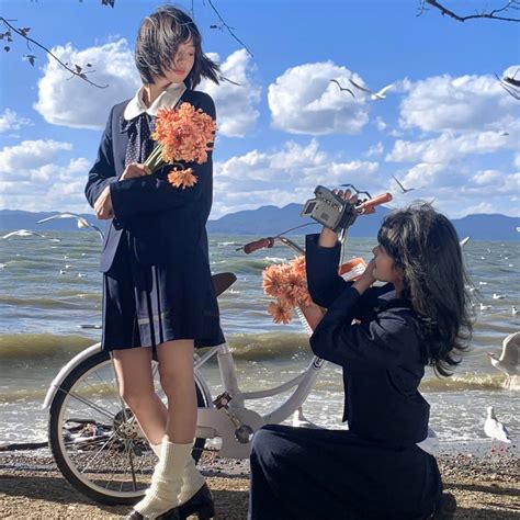 Pin By Jin ۶ৎ On Beauty In 2025 Couple Poses Reference Pose