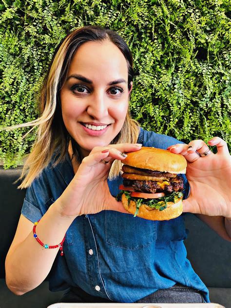 What To Nom ③③ ⓝⓞⓜⓢ 33 Gastronauts е от най любимите ми софийски кътчета в които има за