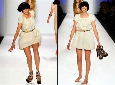 Pictures Of Models Falling Down Fashion Runway Fashion Model