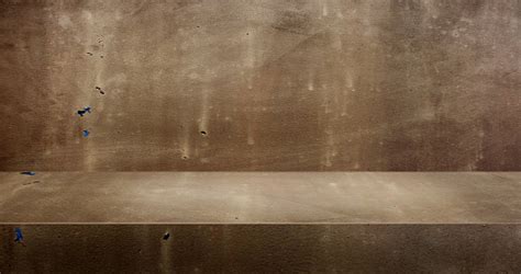 3d 녹슨 금속 테이블 스튜디오 배경 텍스처는 콘텐츠 디자인을 표시하기위한 복사 공간이있는 제품 디스플레이를 위한 질감입니다 웹 사이트에 제품을 광고하기위한 배너3d 렌더링