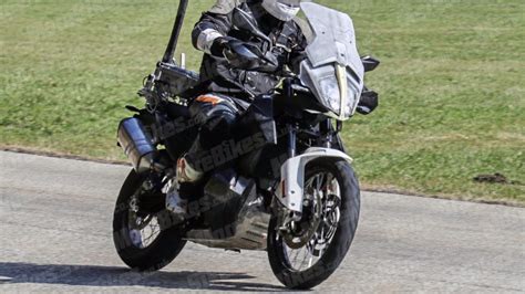 【mandc】奥地利双缸公爵。ktm 1290790 Adventure家族 测试车再度捕获 哔哩哔哩
