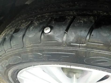 汽车轮胎扎钉子了还能开吗 有驾