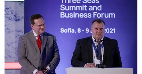 „Овергаз“ вече 1 2 американска преди беше 50 руска а след това на Сашо Дончев