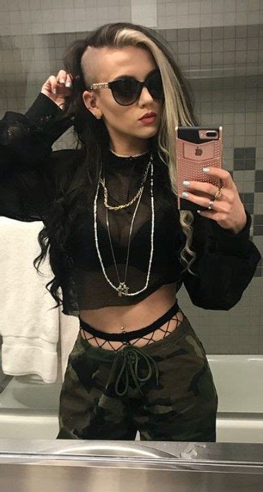 Pin By Caronte On Hair Half Shaved Hair Long Hair Shaved Sides Punk Hair