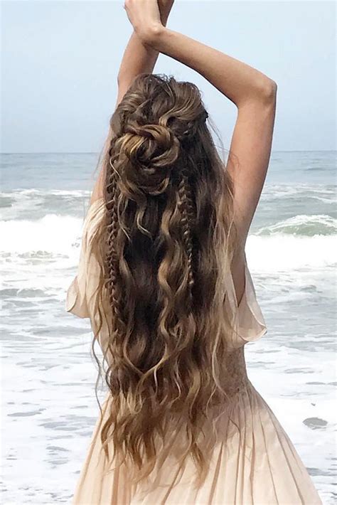 34 Boho Wedding Hairstyles To Inspire