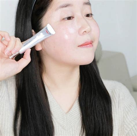 유세린 하이알루론 3x 업그레이드 리뉴얼로 만나본 저자극 아이크림 추천 눈가 팔자 주름 안티에이징 케어 네이버 블로그