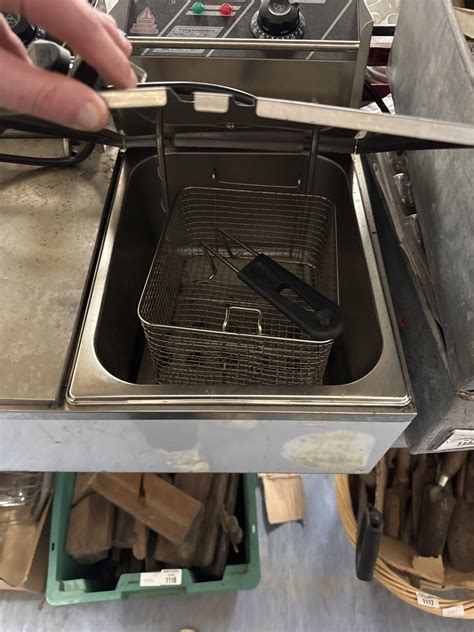 Zokop Commercial Food Fryer Untested Badgers Auctions