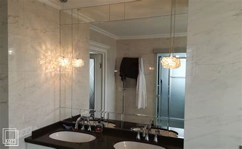 Монтаж дзеркала і скла на стіну у Львові на замовлення Ціна