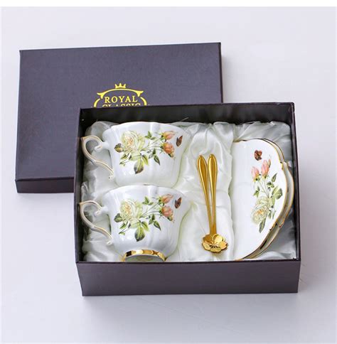 Комплекти чаши за кафе от фин костен Китай Бяла роза Керамични чаши за чай и чинийки Британски