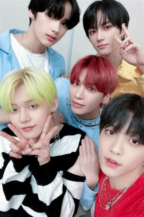 Blip 투바투 단체사진 가져가세요