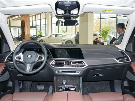 宝马x5 进口 内饰实拍高清大图 宝马x5 进口 2022款 Xdrive40i 尊享型 M运动套装第1张图片大全 太平洋汽车