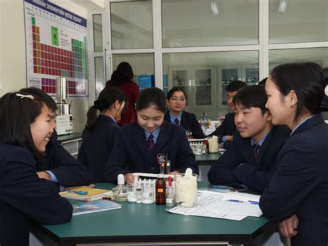 “Ачит Ихт” ХХК 17 р сургуульд химийн кабинет тохижуулж өглөө Isee Mn