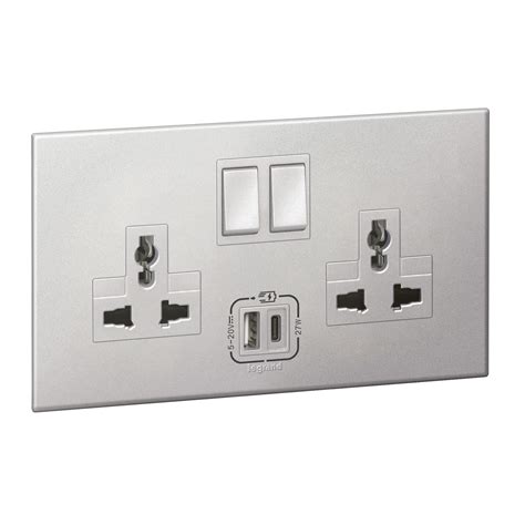 Arteor Multistandard Switched Socket Outlet 16a 2x2pe 2 Gang Usb