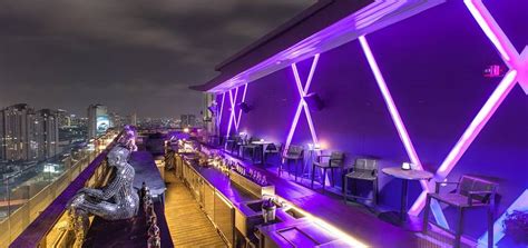 The Roof 38th Bar Bangkok Lounge Cafè Food And Drinks Entertainment Sathorn Thailand