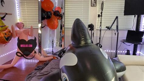Sloppy Inflatable Orca Head Spitting Non Pop Miss Lucis Playroom Clips Sale