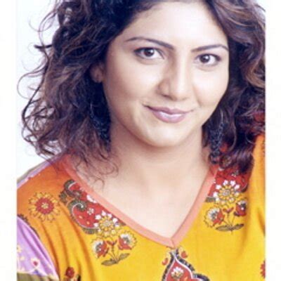 Hindi Singer Aanchal Datta Biography News Photos Videos Nettv4u