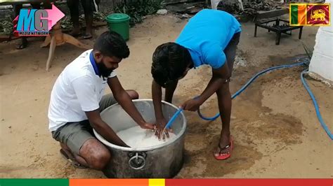 මේ වන විට රටේ පවතින තත්වය හේතුවෙන් මාර්ග වල සිටින අසරණ සතුන් සදහා මොරටුව උස්සවත්ත ප්‍රදේශයේ