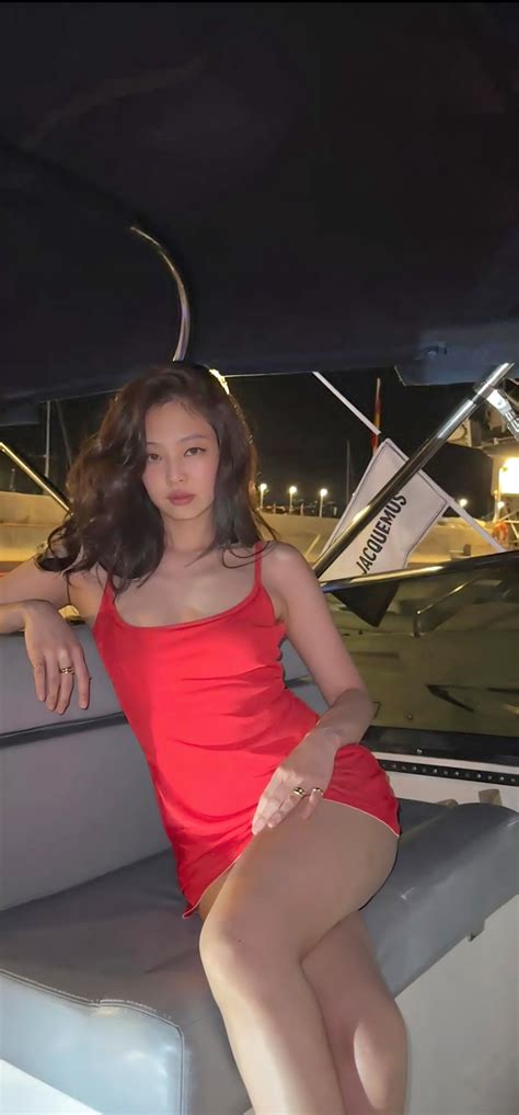 Jennie Wallpaper Jennie Blackpink Wallpaper In 2024 Blackpink Fashion Kim Jennie