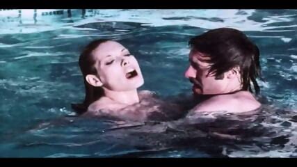 Lavilla Pooluwcouple