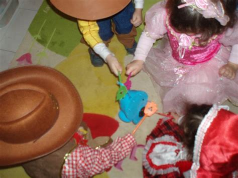 Παιδικά γλέντια Το πιο τρελο αποκριατικο παρτυ της Ευας με την κλοουν