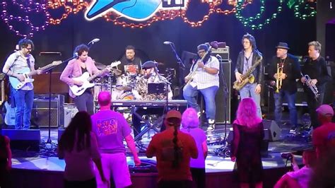 Victor Wainwrights Megatrain Youtube