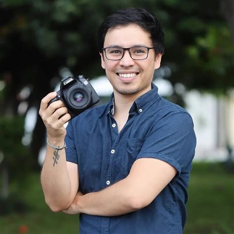 Luis Castañeda Fotografía Luiscastanedafotografia • Threads Say More