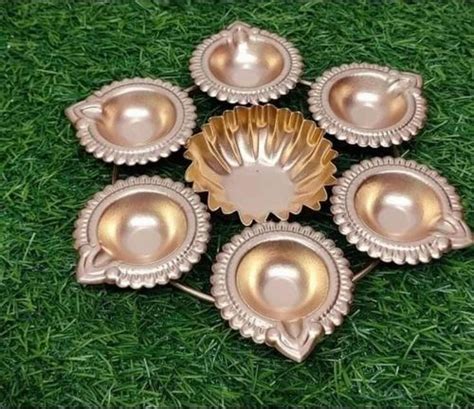 Iron Diwali Lotus Metal Urli At ₹ 180 Piece In Moradabad Id