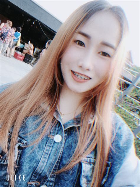 กางเกงยีนส์แฟชั่ กางเกงยีนส์แฟชั่น เสื้อผ้าแฟชั่น ราคาถูก