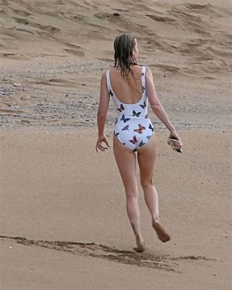 Pin By Giovanni Carpinelli On Icone Brie Larson Beach Girls Brie