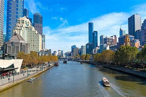 Private Panoramic Melbourne City Tour With Professional Guide And River