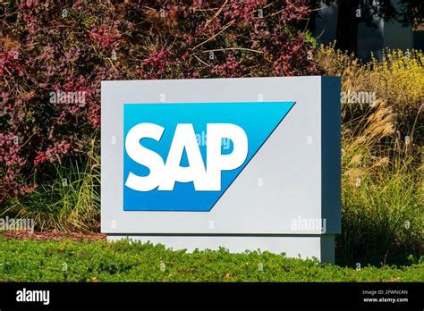 Deutscher Multinationaler Softwarekonzern Fotos Und Bildmaterial In