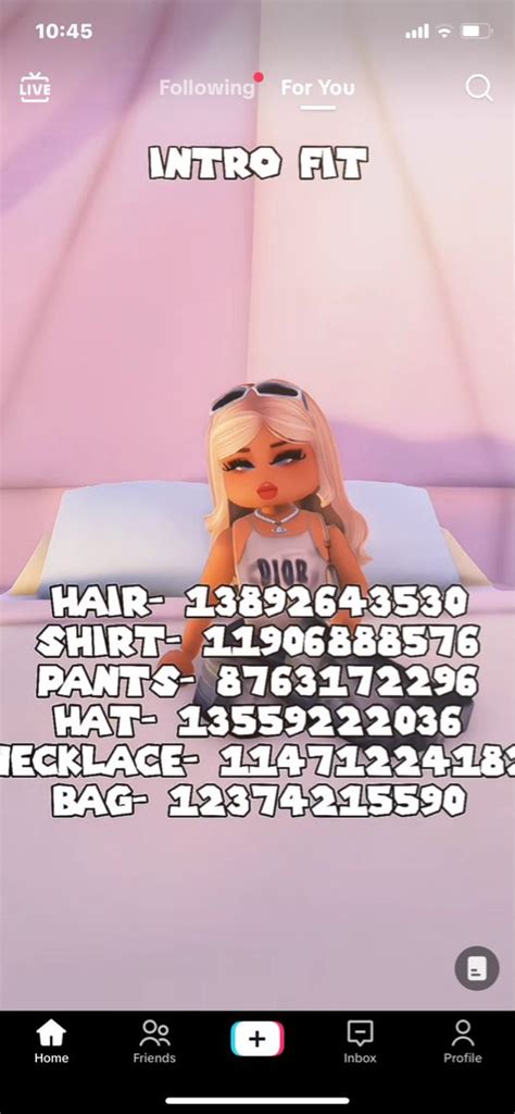 Pin By Katie Meacham On Bloxburg And Berry Ave Stuff Bloxburg Decal Codes Preppy Decal Cute