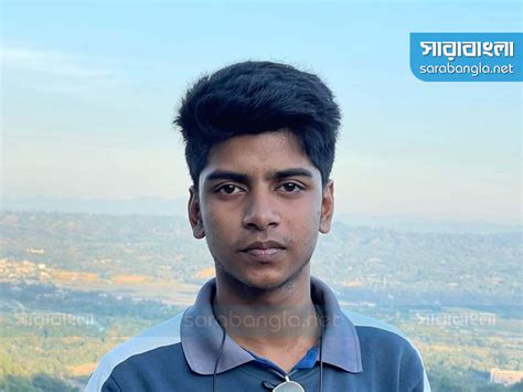 ট্রেনে ভ্রমণকালে ব্রিজে ধাক্কা লেগে ঢাবি শিক্ষার্থীর মৃত্যু