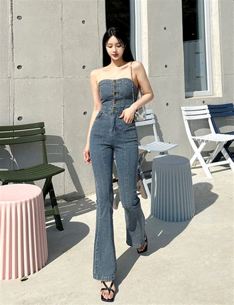 당일출고완전편함 조이 데님 탑 점프수트 1color 중청 튜브탑 탱크탑 롱 부츠컷 빈티지 바캉스룩 에이블리