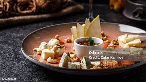 이탈리아 요리 치즈 견과류 와인 잼의 다른 종류의 레스토랑에서 전채 배경 이미지 복사 공간 텍스트 0명에 대한 스톡 사진 및 기타 이미지 Istock