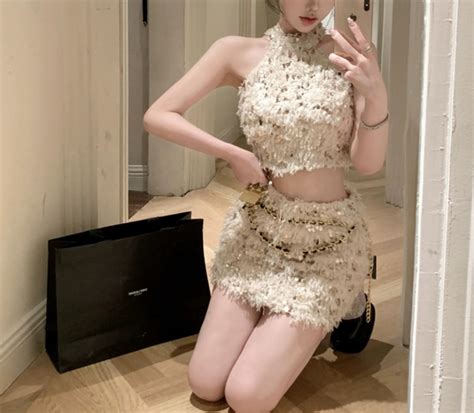 블링 프린지 민소매 탑 체인 미니 스커트 투피스 셋업 블링 홀터넥 탑 백 트임 나시 탑 미니 스커트 프린지 미니 스커트 섹시 투피스 글램 투피스 Bj 여캠 방송 홀복 파티룩