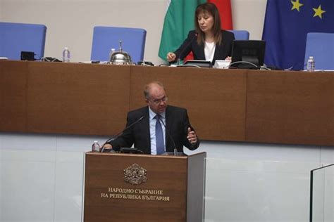 Чолаков Г н министре кажете на Венецианската комисия че имаме конституционни лимити