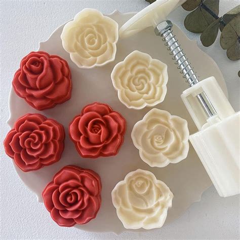 Rose Mooncake Set 5pc Bakers Boutique