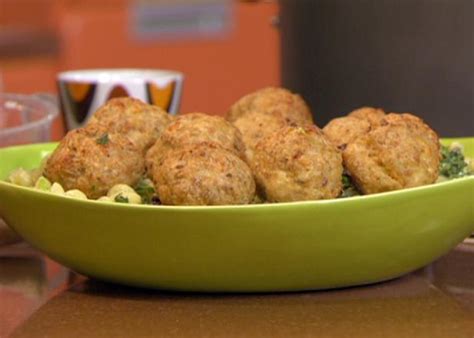 Florentine Mac And Cheese And Roast Chicken Sausage Meatballs Recipe