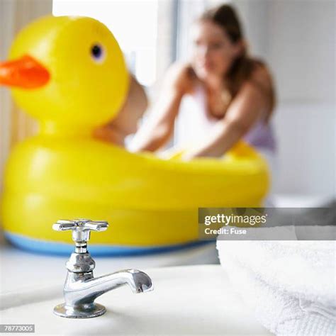 Mum Washing Hair Photos And Premium High Res Pictures Getty Images