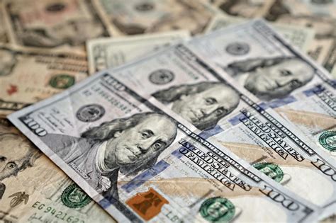 Курс долара як він змінювався минулого тижня і яка ситуація на валютному ринку Економіка