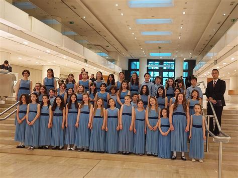 ΕλληνοΑγγλική Αγωγή Η ΧΟΡΩΔΙΑ ΜΑΣ ΣΤΟ ΜΕΓΑΡΟ ΜΟΥΣΙΚΗΣ