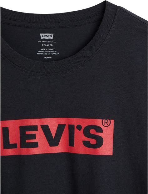 Лонгслив Levis Men Relaxed Fit Graphic Tee (16139-0042) купить за 2955 ...