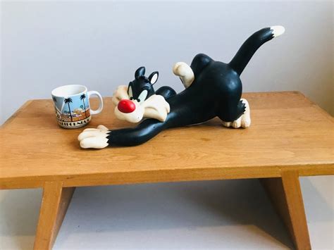 Warner Bros Looney Tunes Warner Bros Statues Catawiki